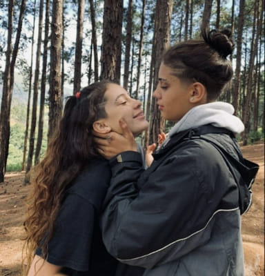 Choose Things, Get a Girlfriend! WLW - Quiz | Quotev