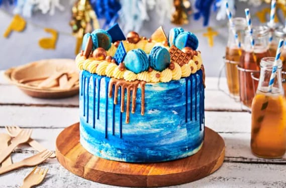 Choose some cakes and I'll give you a KOTLC character - Quiz | Quotev