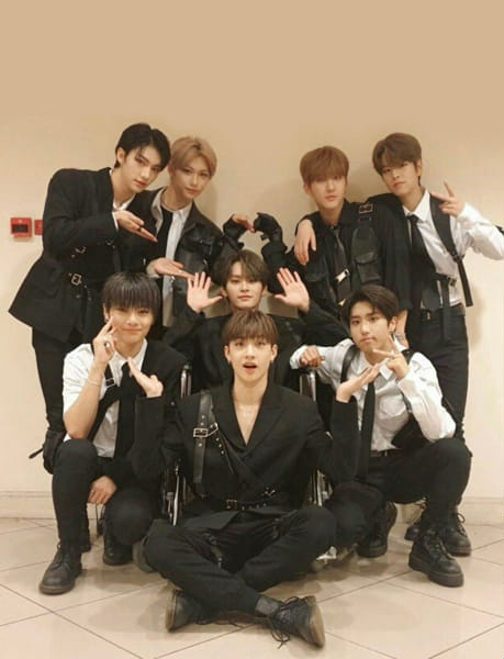 Create your wedding and get a Skz member - Quiz | Quotev