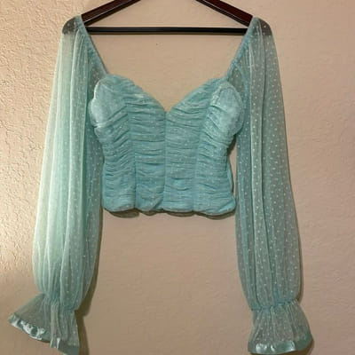 Pick turquoise clothing and get a turquoise character - Quiz | Quotev