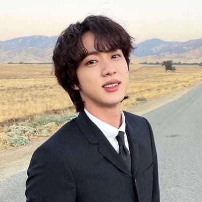 Pick between my bias and bias wrecker:) - Quiz | Quotev