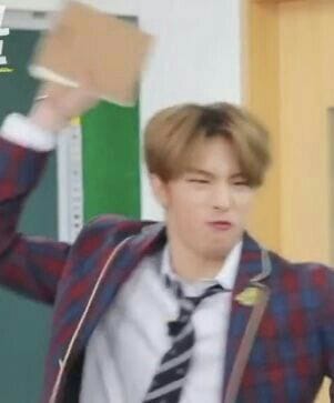 Choose some memes and get a boy group to hang out - Quiz | Quotev