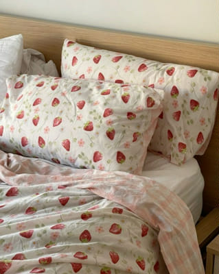 Which strawberry shortcake character are you? - Quiz | Quotev