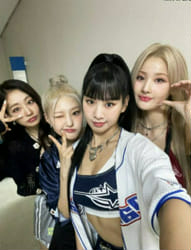 Choose some outfits and I’ll give you a kpop idol that’s has your style (female idols only ...