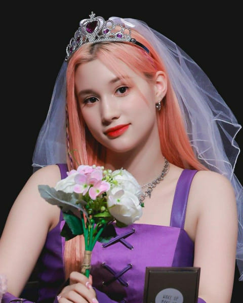 𝗣𝗶𝗰𝗸 𝗼𝗻𝗲 𝗸𝗶𝗰𝗸 𝗼𝗻𝗲 - Survey | Quotev