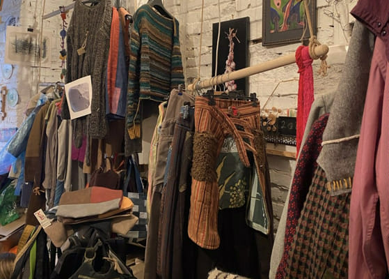 go thrifting and get recommendations to watch - Quiz | Quotev