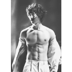 Shinee Onew Shirtless