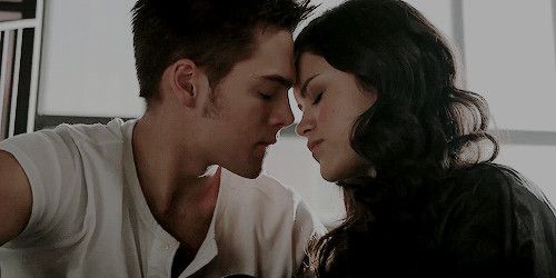 The Ultimate Fictional Boyfriend Quiz - Quiz | Quotev