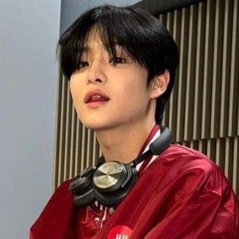 Pick Some Random Idols And Get A Kpop Bestie! - Quiz | Quotev