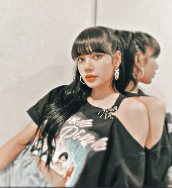 your kpop idol life: 𝒎𝒐𝒅𝒆𝒍𝒍𝒊𝒏𝒈 𝒄𝒂𝒓𝒆𝒆𝒓 (pt.14) - Quiz | Quotev