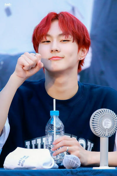 Pick which picture to set as my pfp - Poll | Quotev