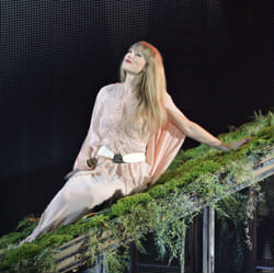 Finish The Taylor Swift Lyric But It’s Just My Favorite Songs - Test ...