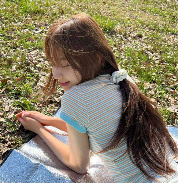 𝘆𝗼𝘂𝗿 𝗶𝗱𝗼𝗹 𝗹𝗶𝗳𝗲 : 𝗱𝗲𝗯𝘂𝘁 + 𝗱𝗲𝗯𝘂𝘁 𝘀𝘁𝗮𝗴𝗲 - Quiz | Quotev