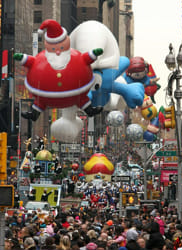 Eat a Thanksgiving Feast, and get a Thanksgiving Day Parade Float ...