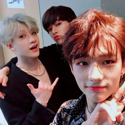 Which two 𝐒𝐊𝐙 member will fall in love with you!¡Triangle love!¡