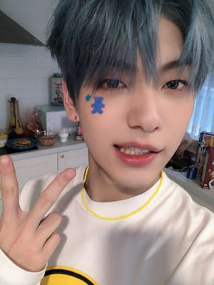 kpop doors - Quiz | Quotev