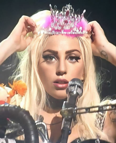 What singer are you? - Quiz | Quotev