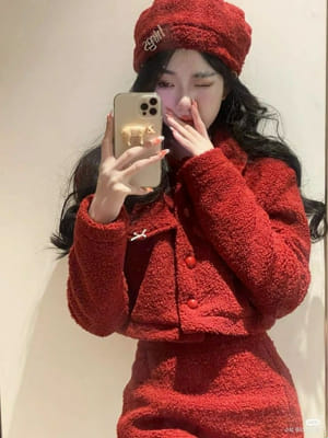 Choose red things and get a red haired kpop idol - Quiz | Quotev