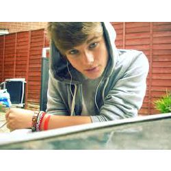 Boyfriend Simulator/ Create your own Boyfriend - Quiz | Quotev