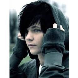 Emo ghost WWYFF 4 - Quiz