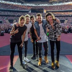 Kidnapped by One Direction part 19. - Quiz