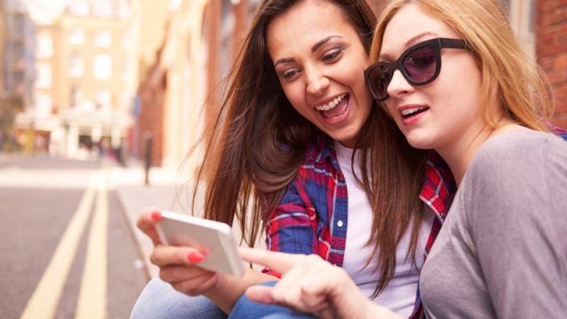 Who Are You in Your Friend Group? - Quiz