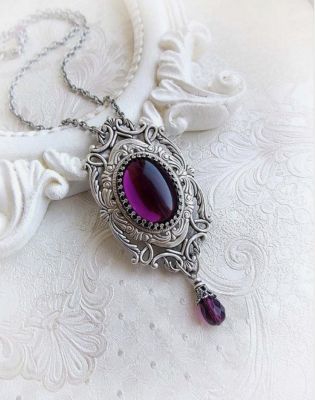 Which Cursed Jewelry Are You - Quiz | Quotev