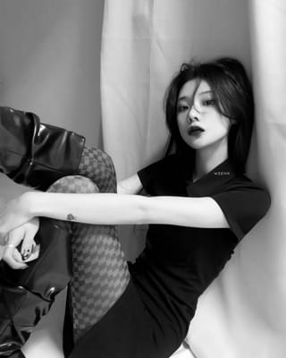 your instagram as a K - pop idol!