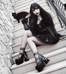 What's Your Goth Girl Name? - Quiz | Quotev