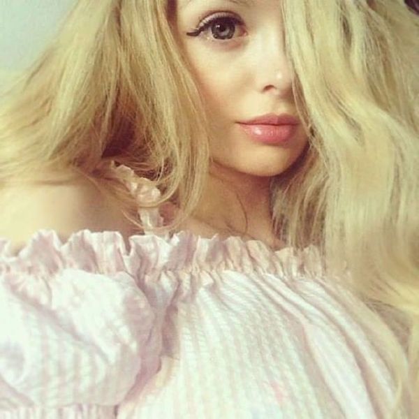 Pouty Barbie | Quotev