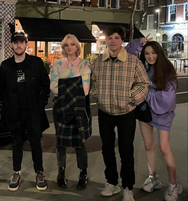 Pick random things and gat a dsmp member - Quiz | Quotev