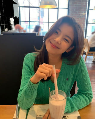 Your Kpop idol life pt 5 Personal Instagram - Quiz | Quotev