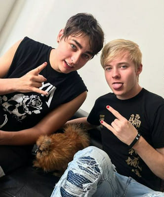 how well do you know sam and colby! - Test | Quotev