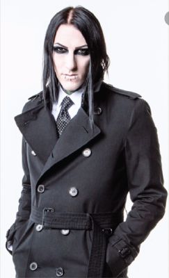 Name your emo band singers - Test | Quotev