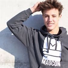 Original MAGCON Trivia - Test | Quotev