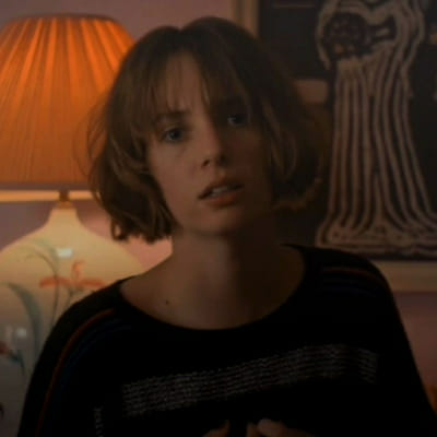 Would Robin Buckley date you? (Girls only) - Quiz | Quotev