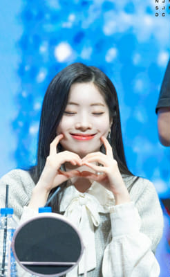 K-pop Life pt4 fan sign - Quiz | Quotev