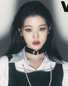 Kpop Idol Life- Pt 4: MV + Debut Showcase - Quiz | Quotev