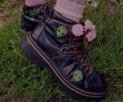 Make your own outfit and get a SL pfp•• - Quiz | Quotev