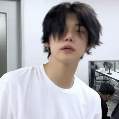 kpop uni doors game - Survey | Quotev