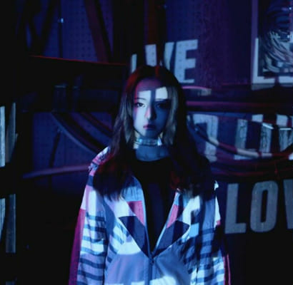 kpop idol life ( Livia solo debut) - Quiz | Quotev