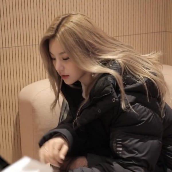 ıllıllı ᴄʜᴏᴏsᴇ ʙᴇᴛᴡᴇᴇɴ sᴏɴɢ + ɢᴇᴛ ᴀ ᴋ-ᴘᴏᴘ ɢʀᴏᴜᴘ ıllıllı - Quiz | Quotev