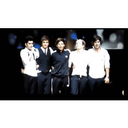 Bathing Suit shopping with one direction - Quiz | Quotev