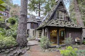 Make a house, get a cartoon - Quiz | Quotev