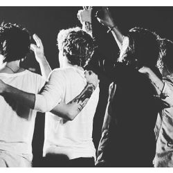 Inlove with One Direction Part 1 - Quiz | Quotev