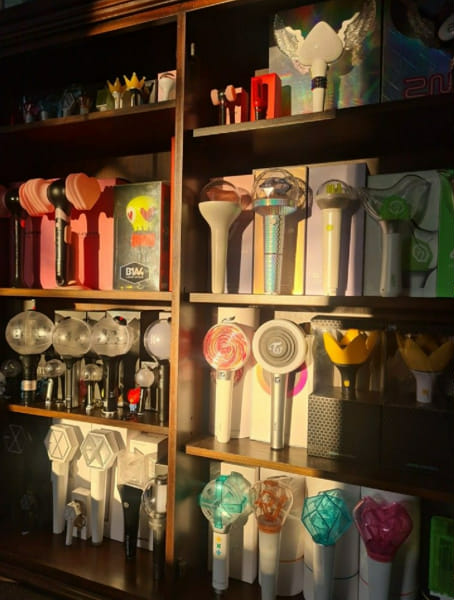 Guess the names of these Kpop light sticks and it's fandoms - Test | Quotev